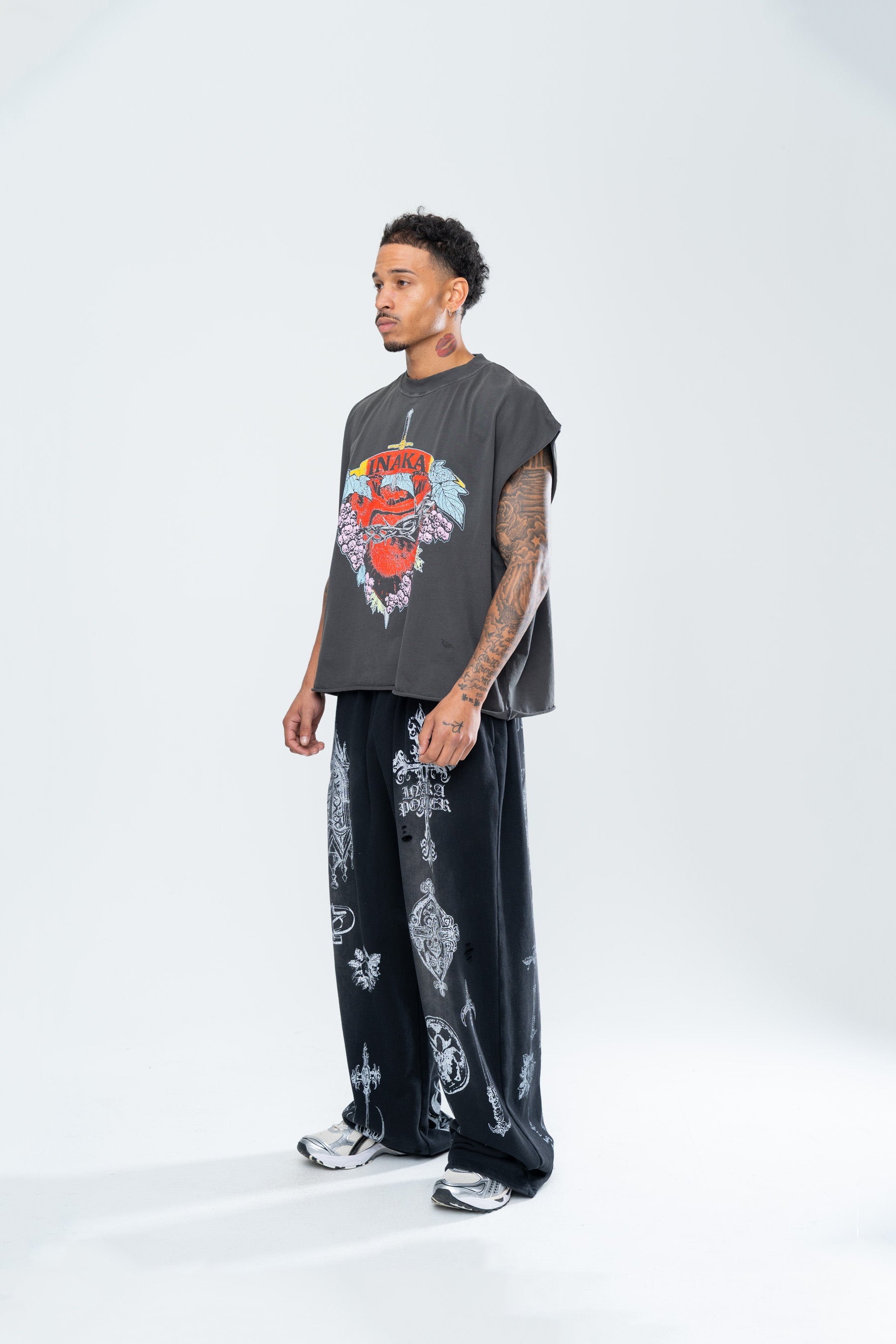 HEARTLESS CUTOFF TEE - VINTAGE BLACK – Alphaland Store